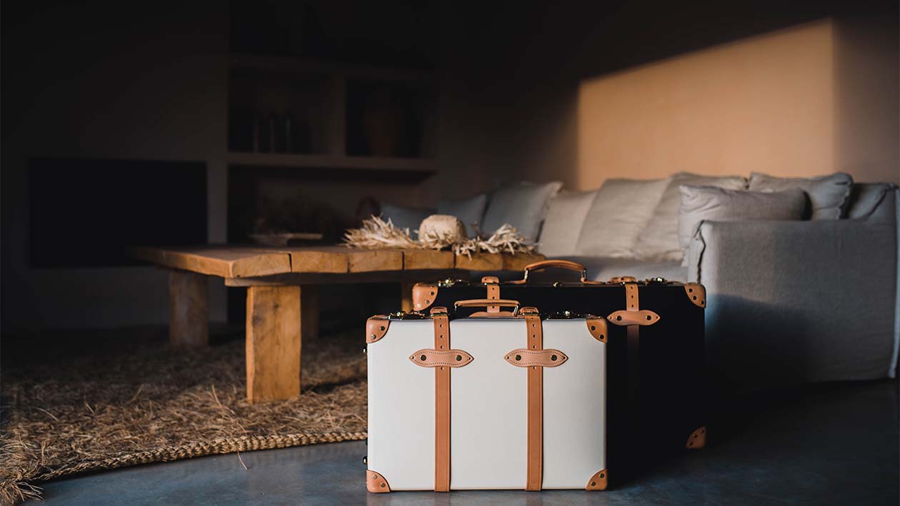 British Luggage Collections | Handmade English Suitcases | Globe-Trotter