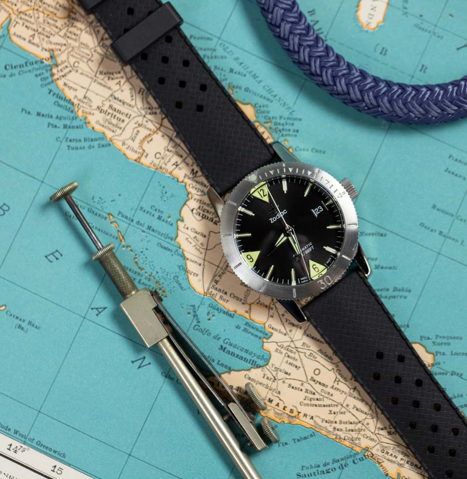 The Rockaway Vintage Style Rubber Watch Strap – Windup Watch Shop