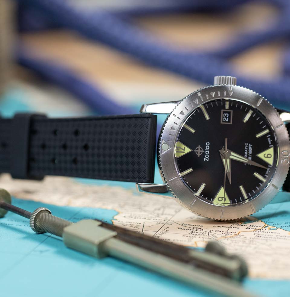 The Rockaway Vintage Style Rubber Watch Strap – Windup Watch Shop