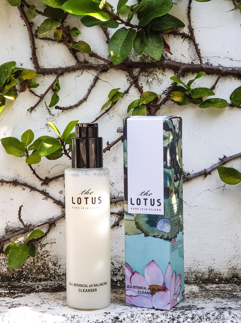 Jeju Botanical pH Balancing Cleanser | The Pure Lotus | Asian Beauty X
