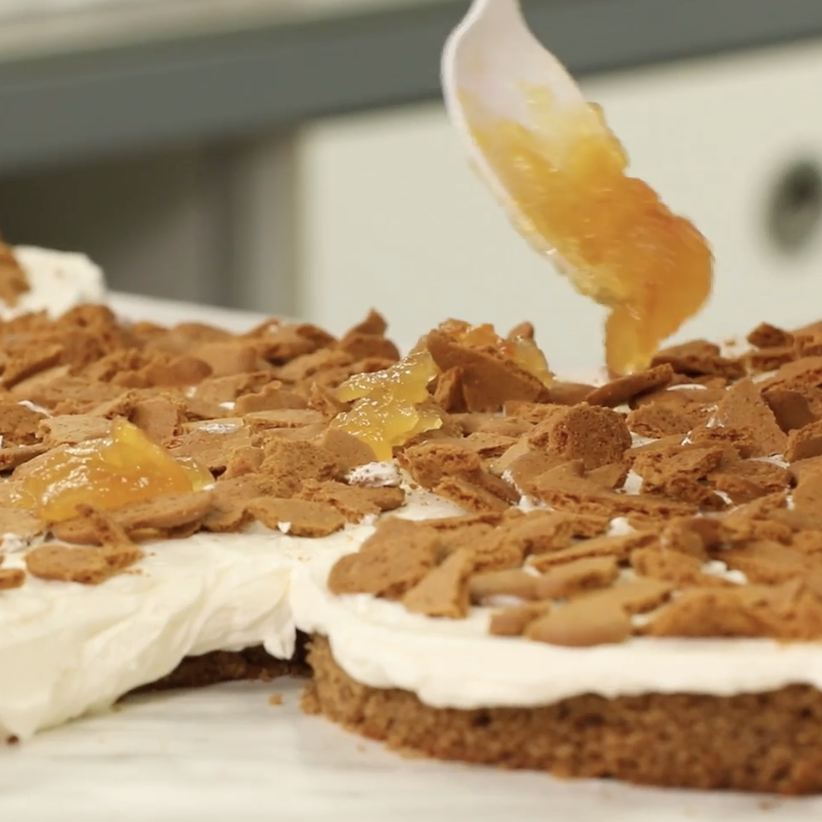 GIANT Gingerbread Man | Easy Cake Recipe | Yolanda Gampp | HOW TO CAKE IT