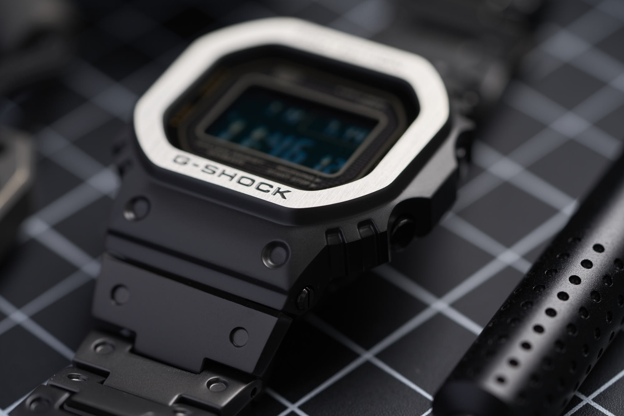 G-SHOCK GMWB5000 All-Metal Series - Iconic Toughness, Modern Elegance ...