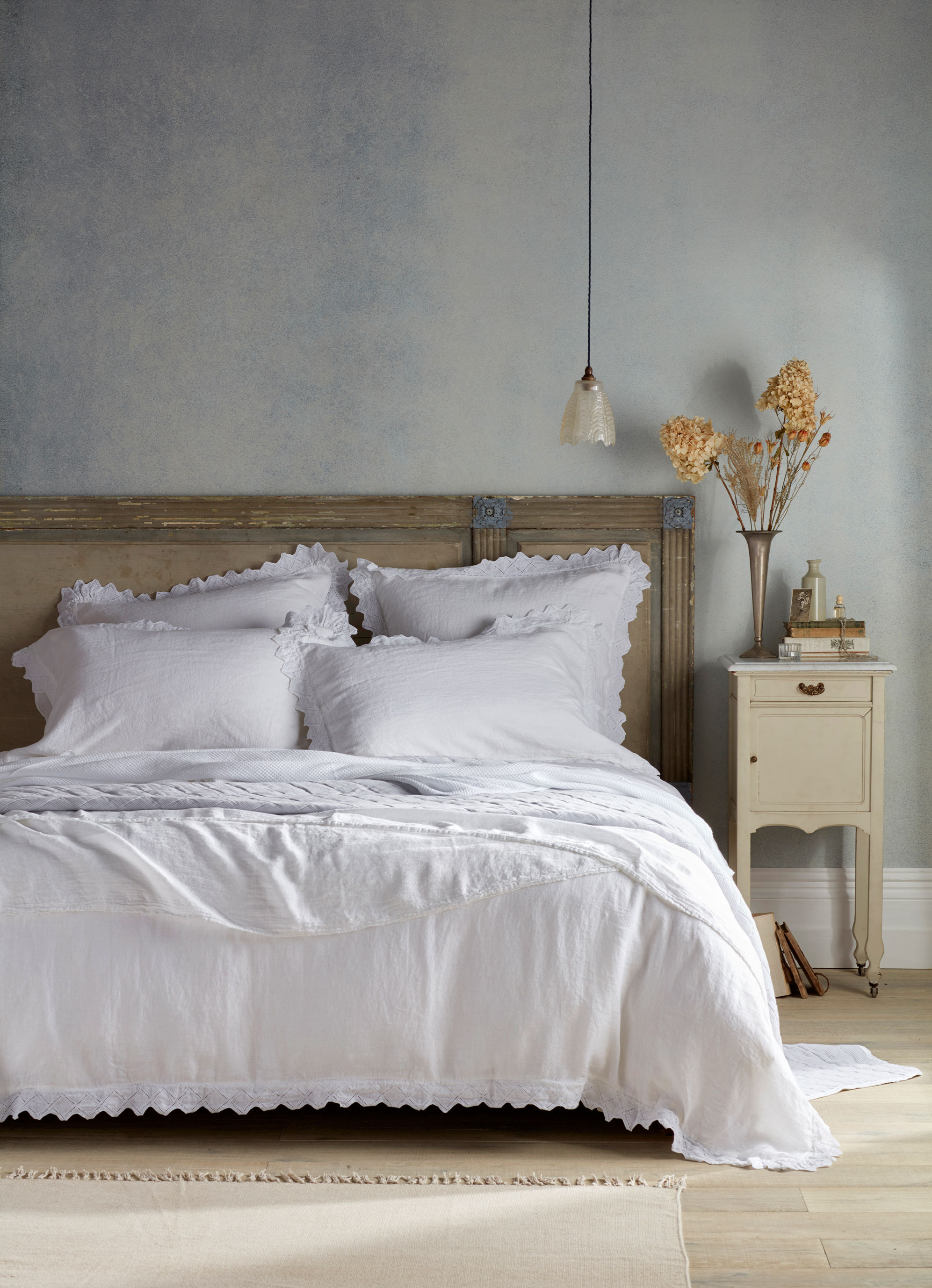 Luxury Bedding, Bed Linen, Duvets, Pillows | Secret Linen Store