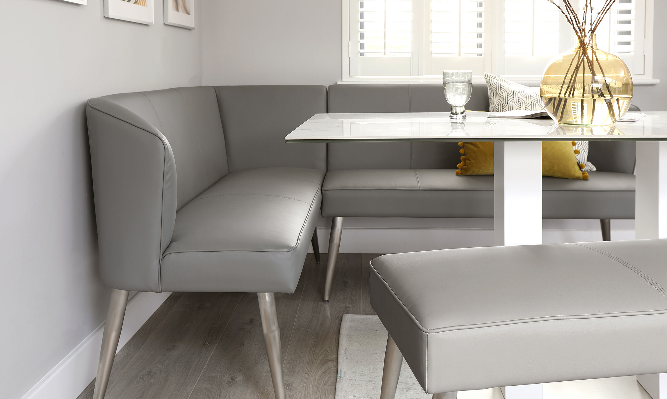 Mellow 5 Seater Right Hand Corner Bench | Danetti | UK