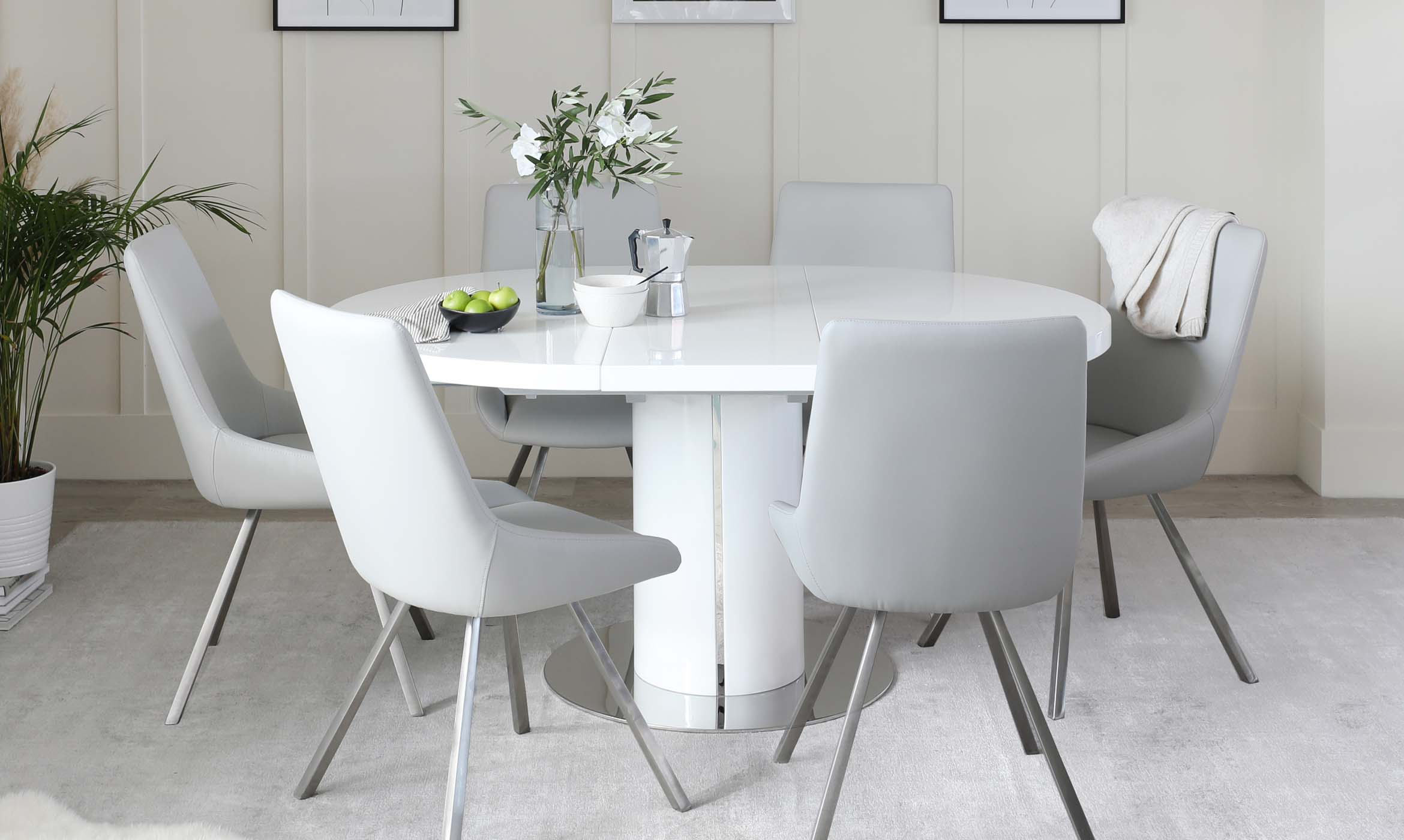 Round Gloss Extending White Dining Table by Danetti