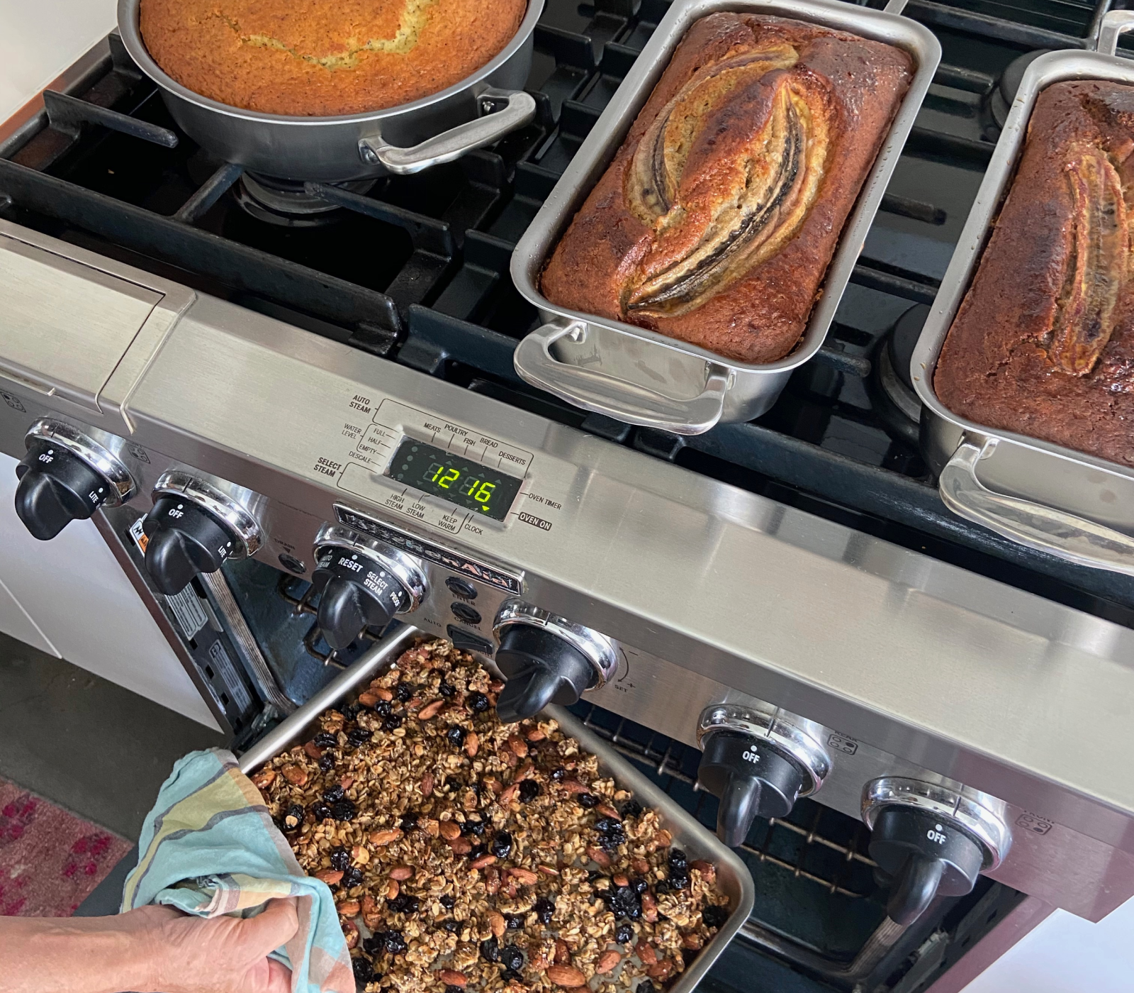 Loaf Pan with Tab Handles | 360 Cookware