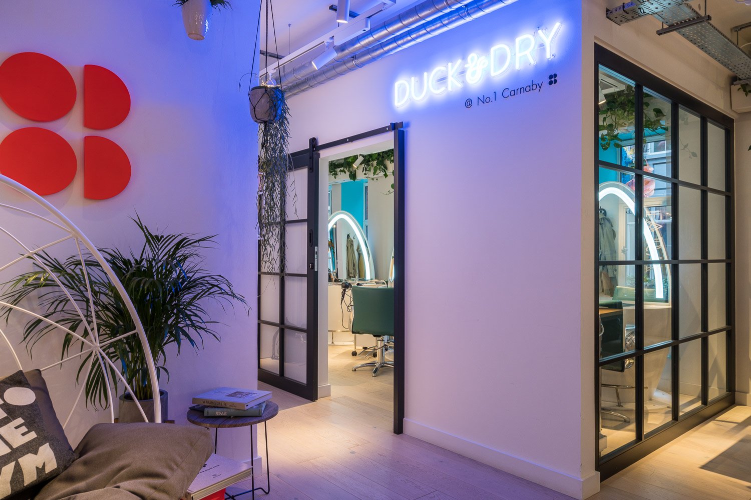 Chelsea Blow Dry Bar - Duck & Dry