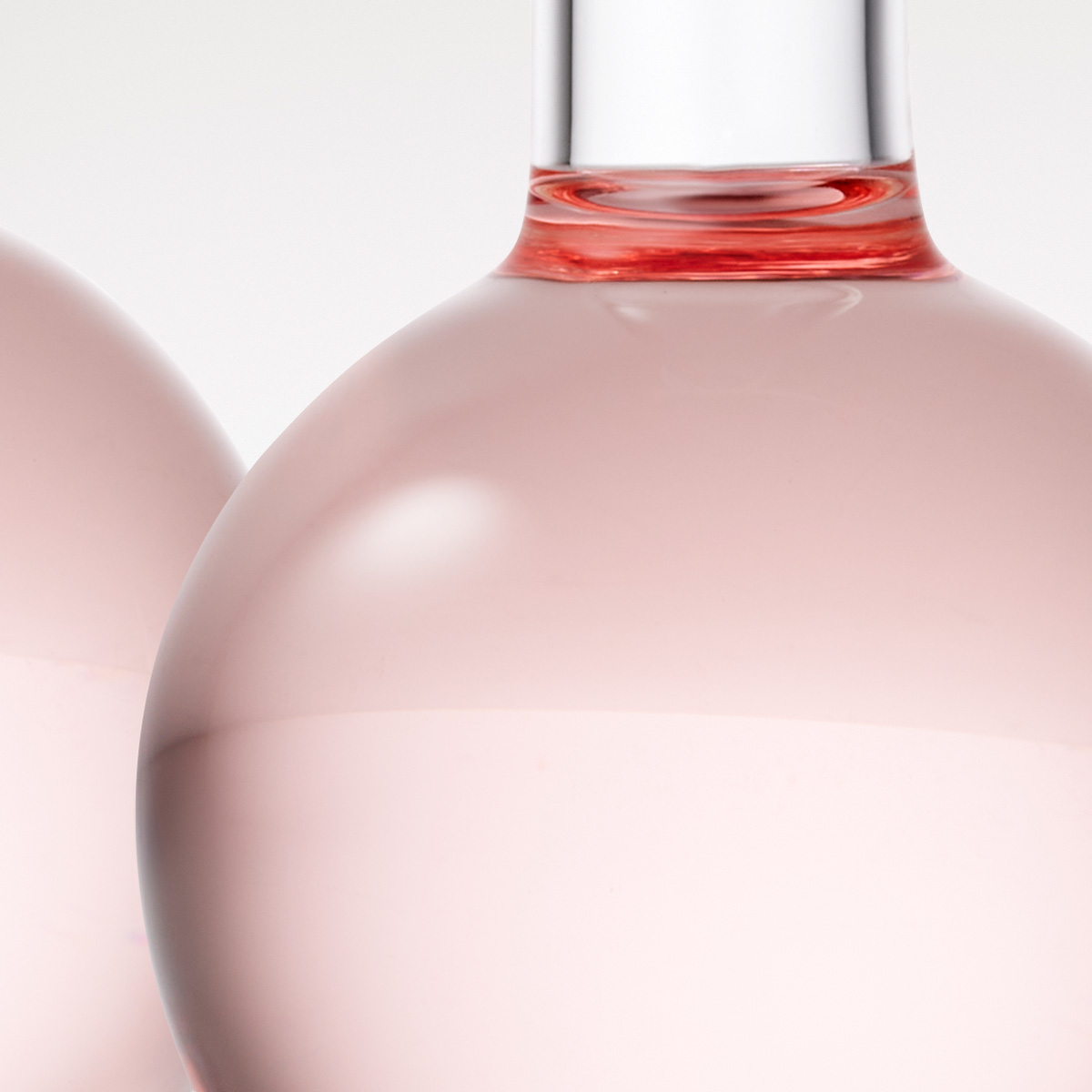 Cooling Facial Spheres | Rose Inc