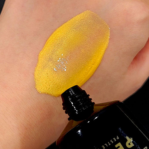 Gold Thread Face Mask | Pestlo | Asian Beauty X