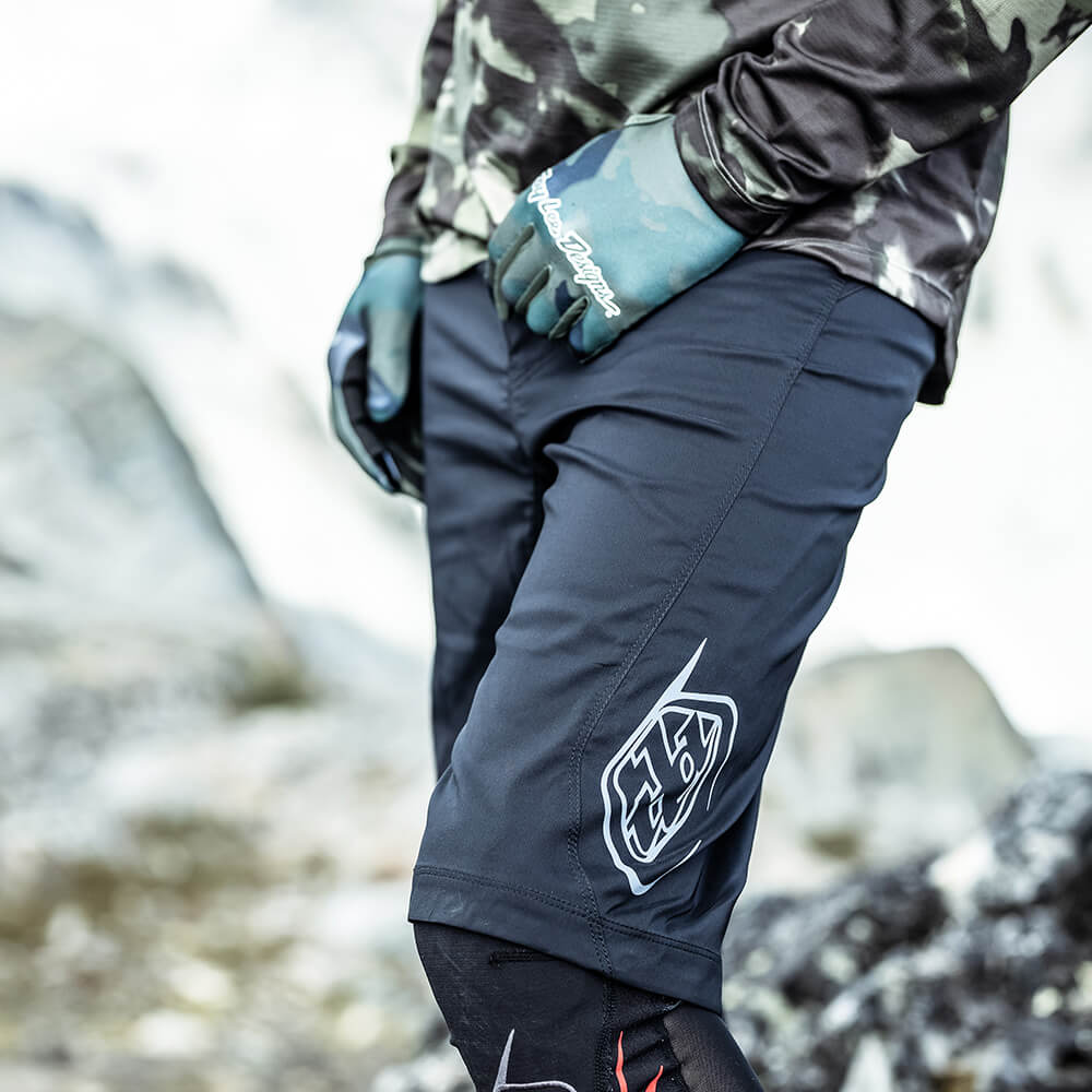 Flowline Short W/Liner Camo Woodland#N# #N# #N# #N# – Troy Lee Designs