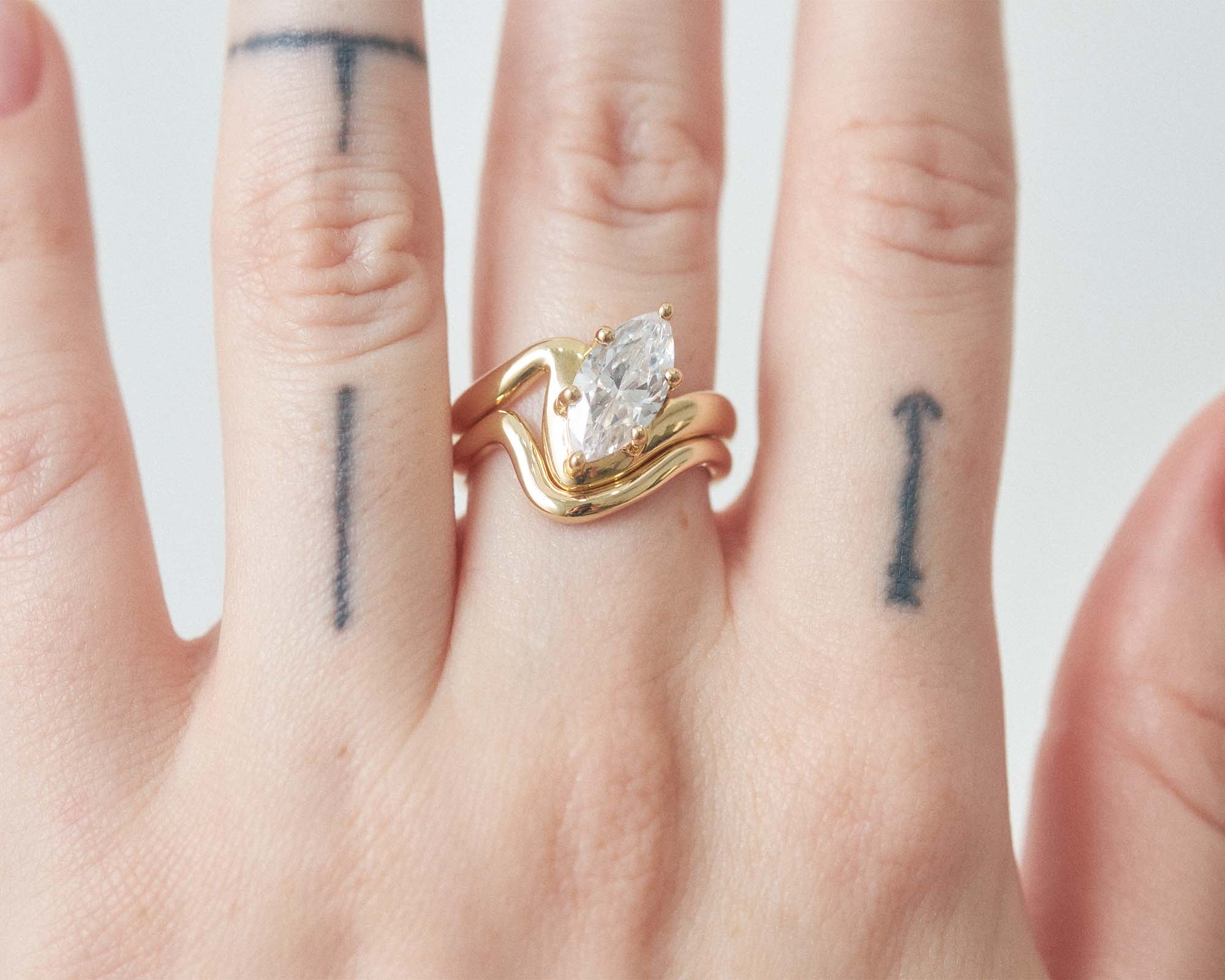 Arc wedding band | Honestweddingadvice.com
