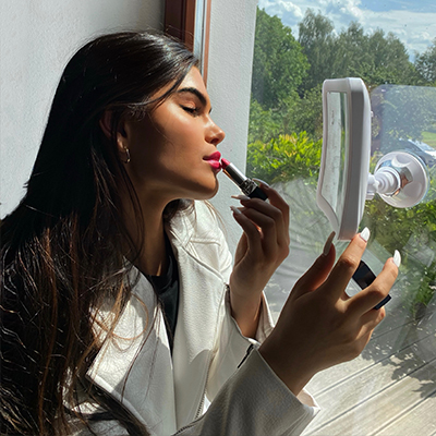 MIRA 2 - LED Lighted Magnifying Makeup Mirror | Fancii & Co.