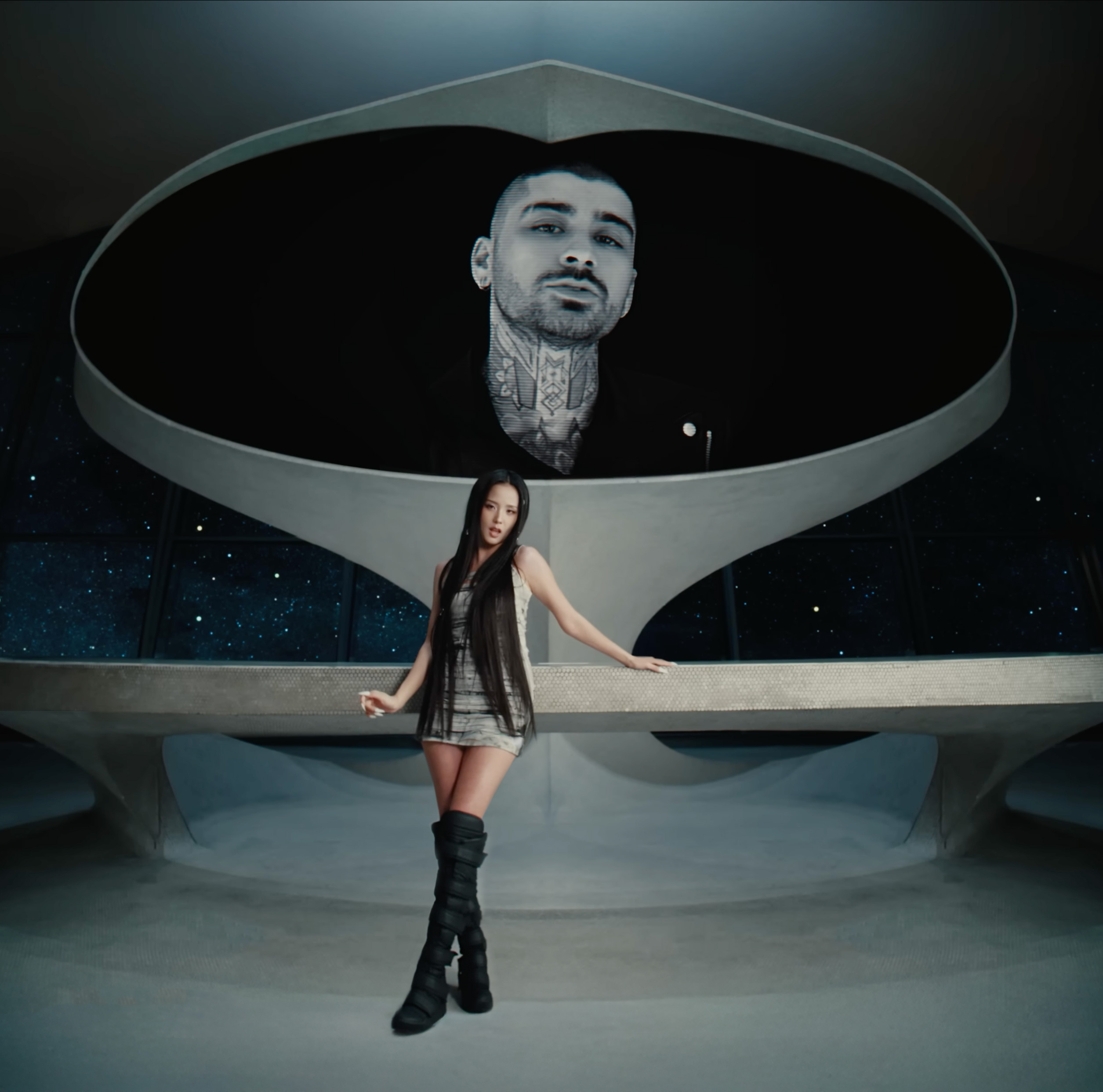 Spotted: Jisoo wears DEMOBAZA boots while floating in space with Zayn